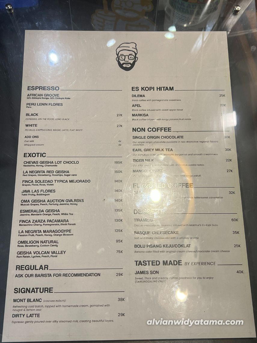 Makmur Jaya Coffee: Kopi Susu Paling Kalcer di Bandung